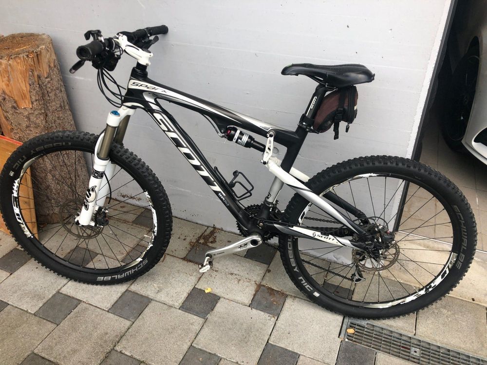 Mountain-Bike Scott Spark 30 Fully | Acheter sur Ricardo