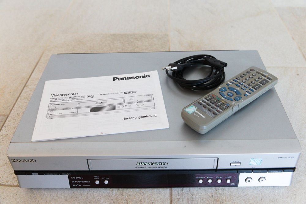 Panasonic VHS Videorecorder | Acheter sur Ricardo