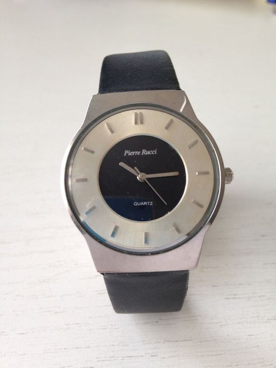 Dünne Swatch-Armbanduhr Pierre Rucci | Acheter sur Ricardo