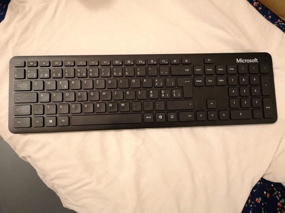 Tastatur Microsoft BT Keyboard | Kaufen auf Ricardo