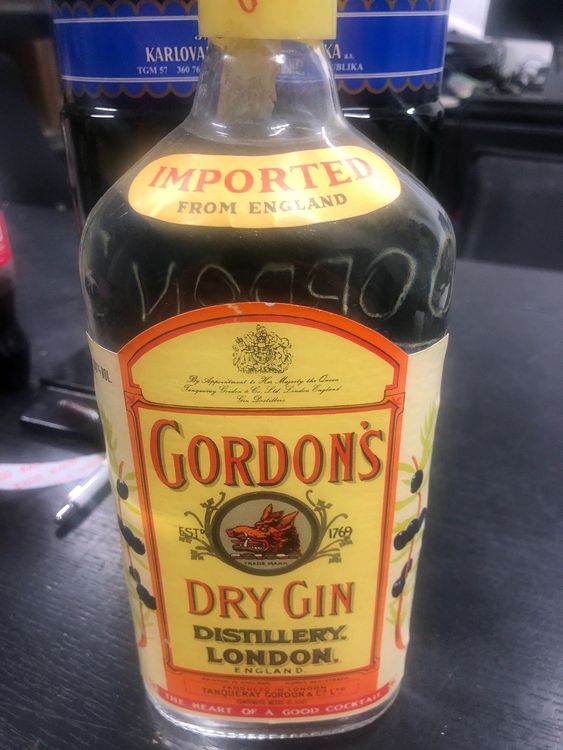 1 Liter Gordons Dry Gin 38 vol.ab 1.- | Kaufen auf Ricardo