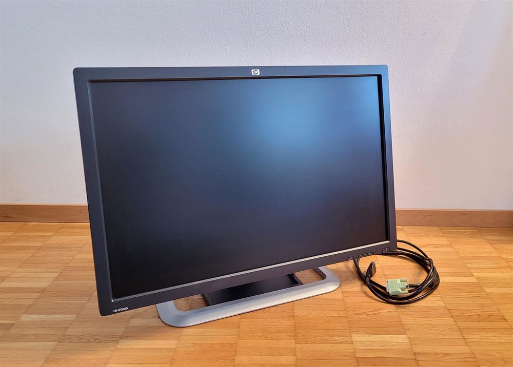 HP 30 Zoll LCD Monitor | Acheter sur Ricardo