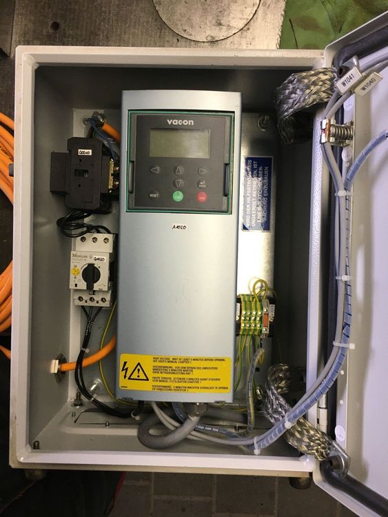 VACON Frequenzumformer CXS 2.2kW | Kaufen auf Ricardo