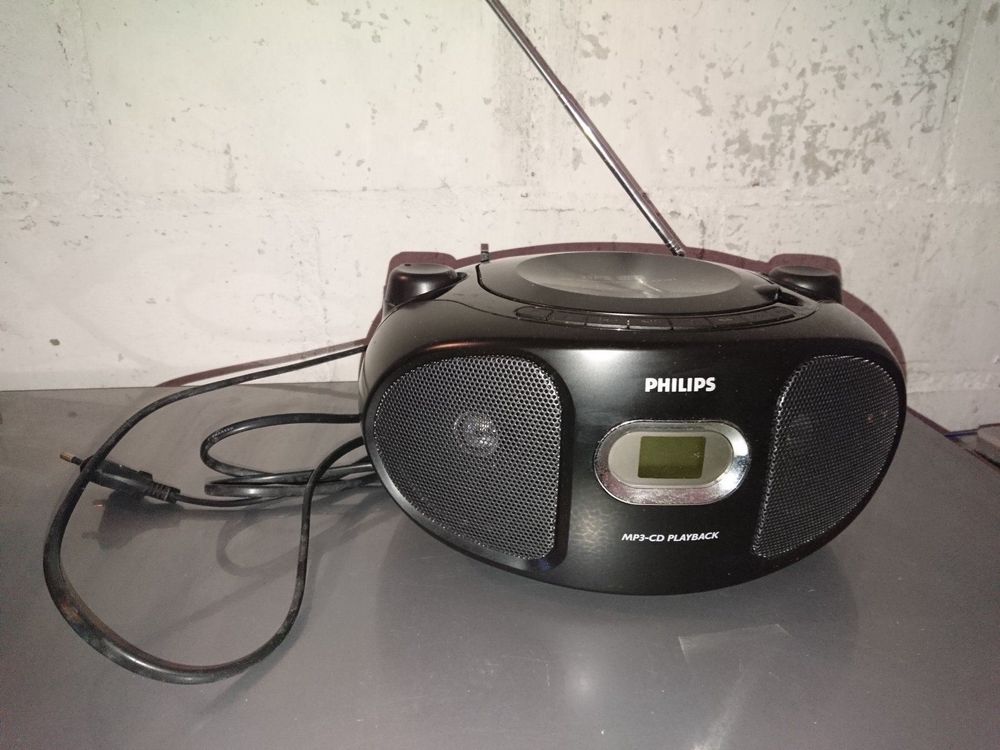 Philips AZ302 Radio mit CD-Player | Kaufen auf Ricardo