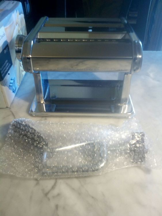 Machine a pates neuve | Kaufen auf Ricardo