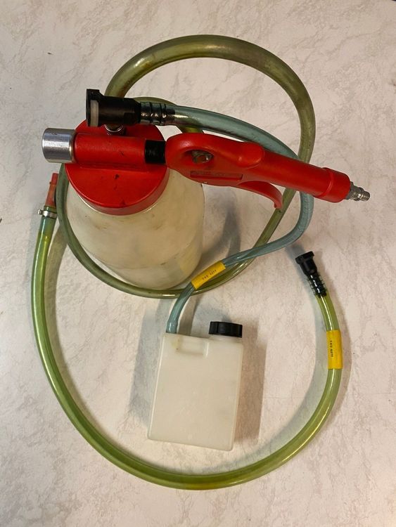 VAS 6277 Befüll- und Absauggerät VW/AUDI | Kaufen auf Ricardo