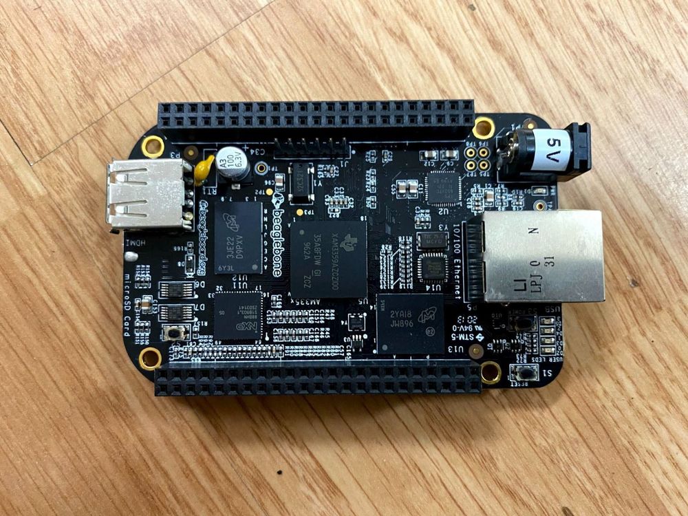 Dev Board: BeagleBone Black | Kaufen auf Ricardo
