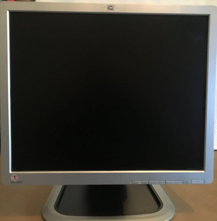 19 Zoll PC Monitor / HP L1950 | Kaufen auf Ricardo