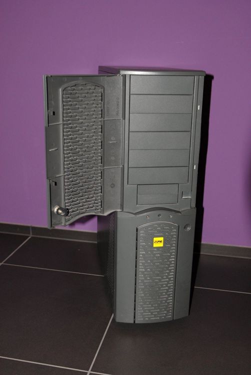 PC Gehäuse, Big Tower von Chieftec | Acheter sur Ricardo