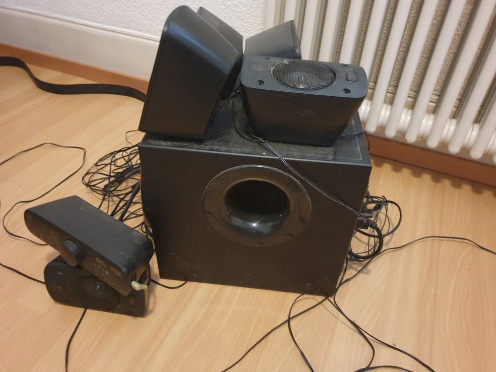 Logitech Boxen Surround mit Subwoofer | Kaufen auf Ricardo