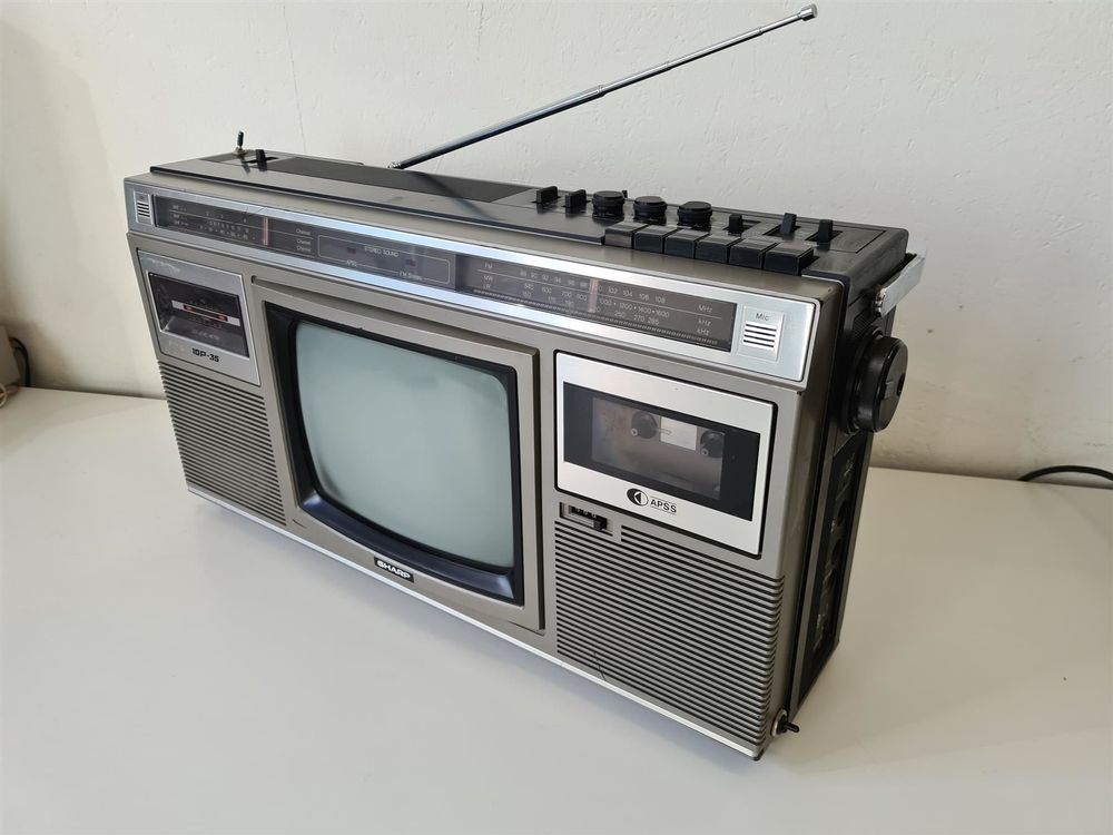 RADIOCASSETTE TV SHARP 10P-35G Jahrg. 82 | Kaufen auf Ricardo