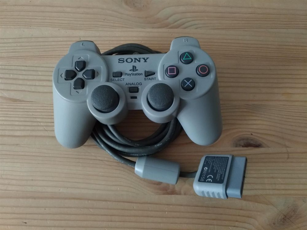 Original Sony PS1 Analog Controller | Kaufen auf Ricardo
