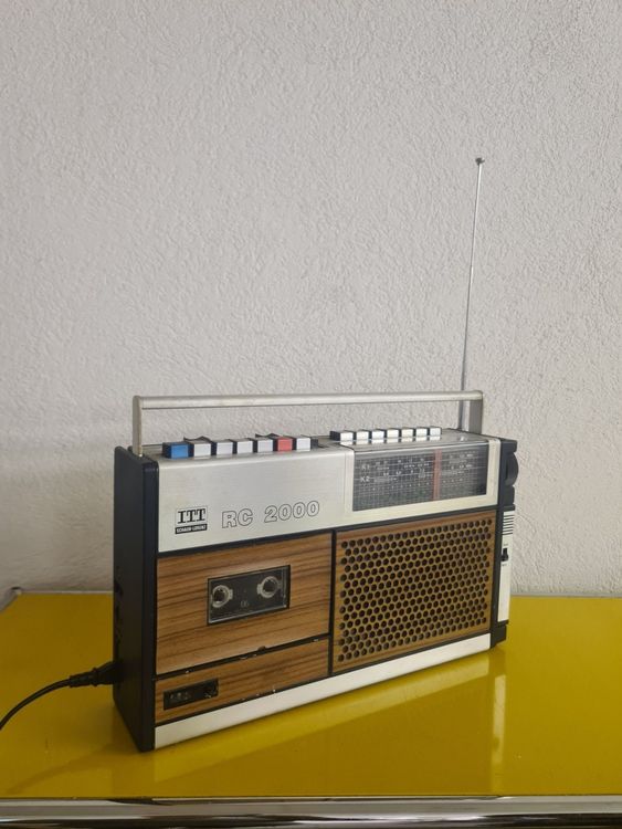 Radio cassette ITT RC 2000 vintage | Kaufen auf Ricardo