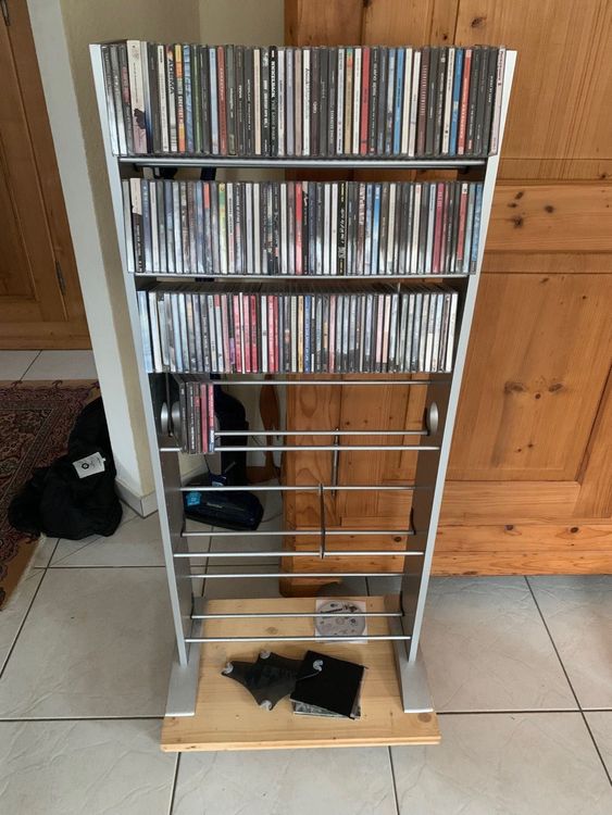 CD-/ DVD-Ständer mit über 120 CD‘s | Kaufen auf Ricardo
