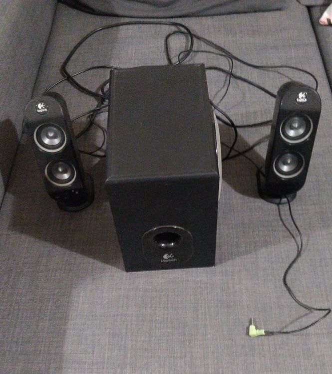 Logitech X230 Lautsprecher (2+1) | Kaufen auf Ricardo