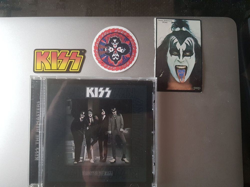 Kiss / Dressed To Kill CD + Stickers | Kaufen auf Ricardo