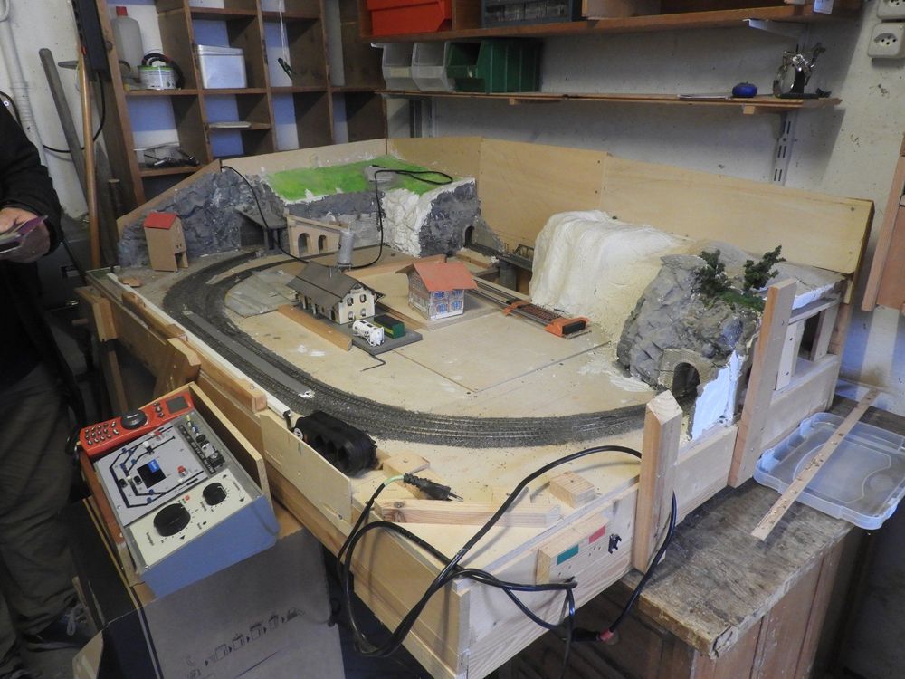 Einfache Bemo Anlage HOm im Aufbau | Acheter sur Ricardo