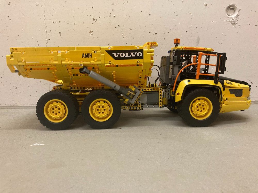 LEGO Technic Knickgelenkter Volvo-Dumper | Kaufen auf Ricardo