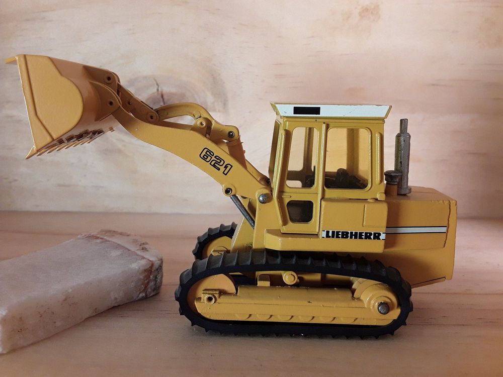 LIEBHERR _ Raupenbagger 621 _ 1:50 | Kaufen auf Ricardo