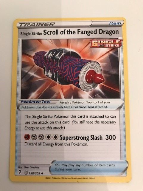 Pokemon Scroll of the Fanged Dragon | Kaufen auf Ricardo