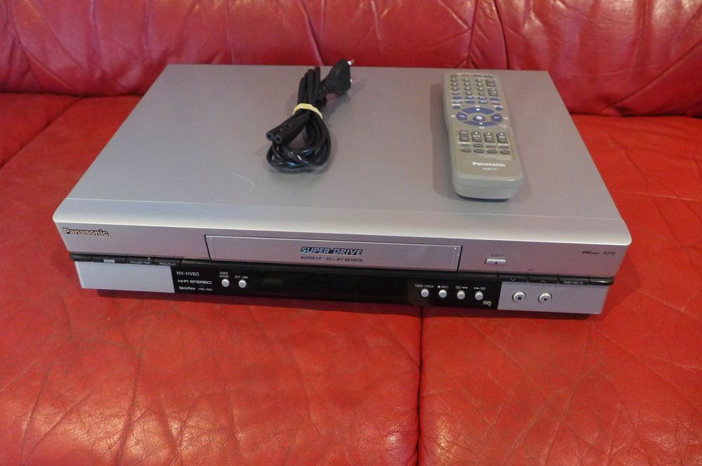 Panasonic VHS Videorecorder Nv Hv 60 | Acheter sur Ricardo