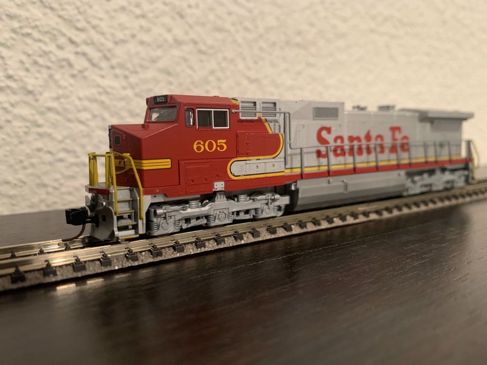 Kato Santa FE GE DASH 9 44CW 6 Achsig Kaufen Auf Ricardo
