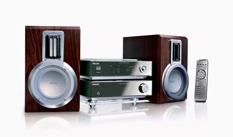 Philips HIFi Microsystem MCM 700 4 Boxen | Kaufen auf Ricardo