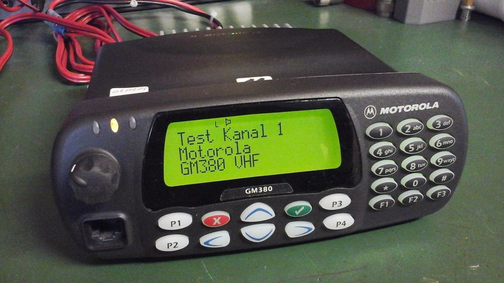 Motorola GM380 VHF Mobilfunkgerät Nr.11 | Kaufen auf Ricardo
