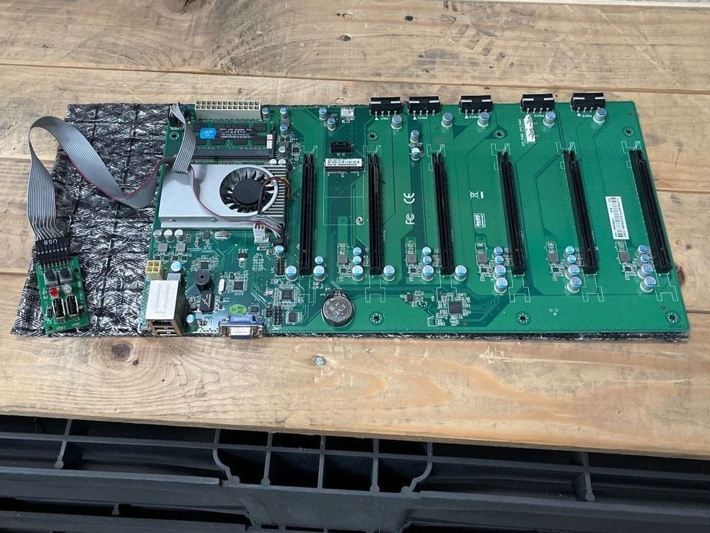 Mining motherboard + Ram + CPU + USB | Kaufen auf Ricardo