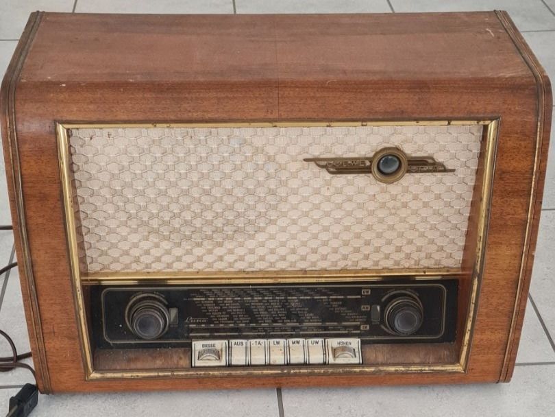 Altes Radio LOEWE OPTA | Kaufen auf Ricardo