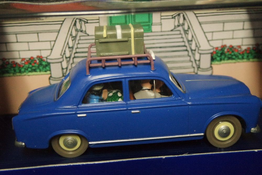 VOITURE TINTIN °° PEUGEOT 403 BLEUE °° | Kaufen auf Ricardo