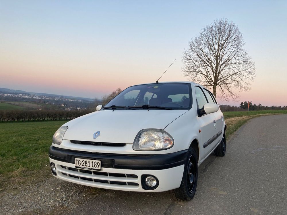 Renault Clio 2 RXE 1.6 129’000km ab 1.- | Kaufen auf Ricardo
