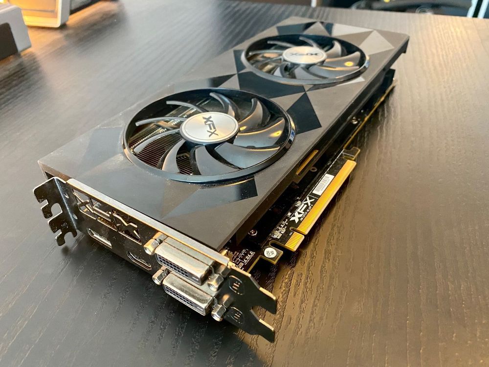 XFX RADEON R9 390X 8GB | Kaufen auf Ricardo