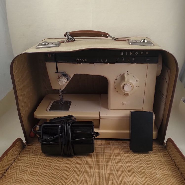 Ab 1.- Singer 7184 Nähmaschine inkl. Koffer und Zubehör | Acheter sur ...