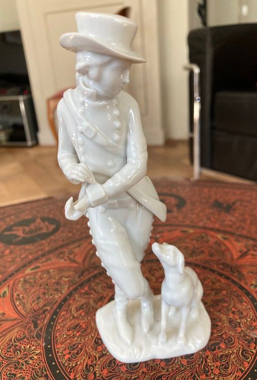 Porzellan Figur Augarten Wien Edelmann mit Hund | Kaufen auf Ricardo