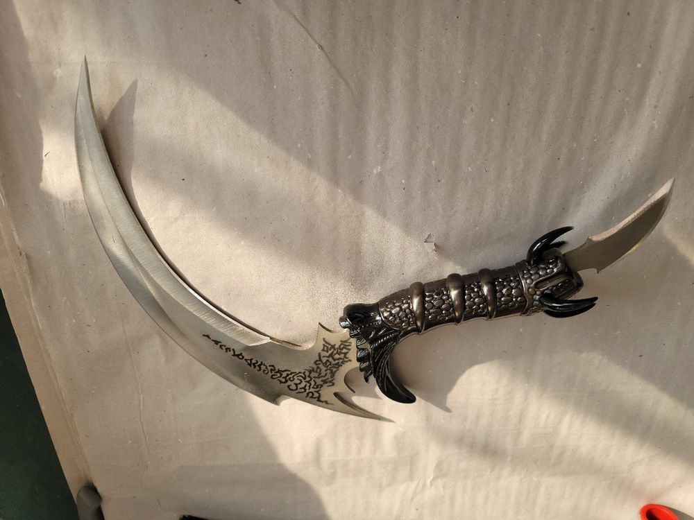 Fantasy Messer Drachen Zehe | Kaufen auf Ricardo