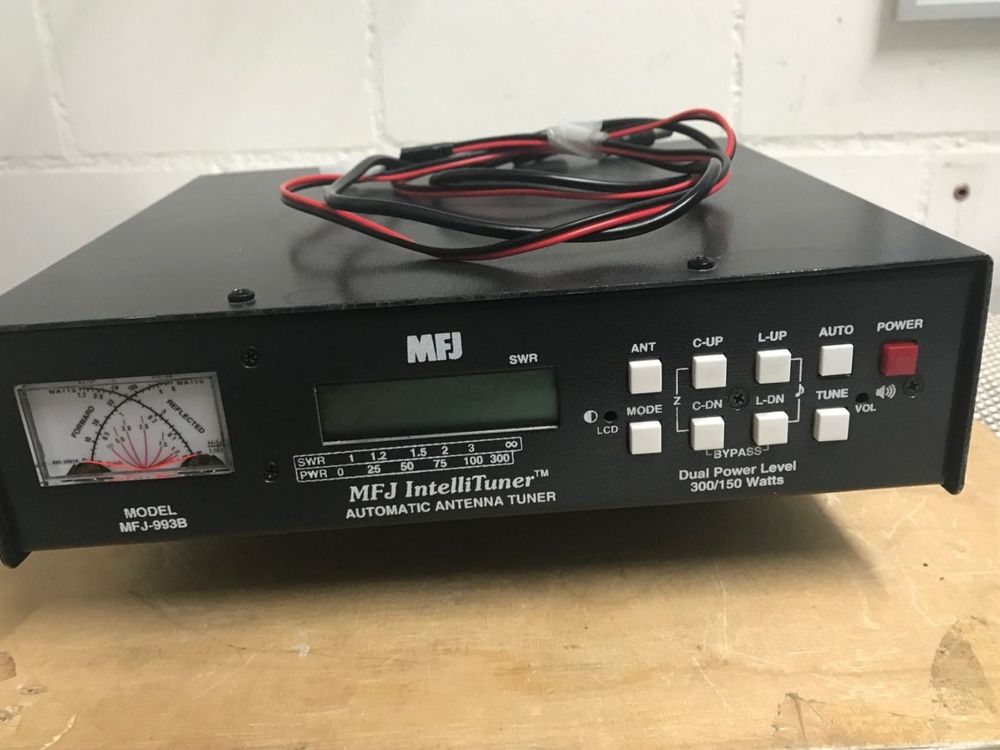 MFJ-993B 300W automatischer Antennentuner | Kaufen auf Ricardo