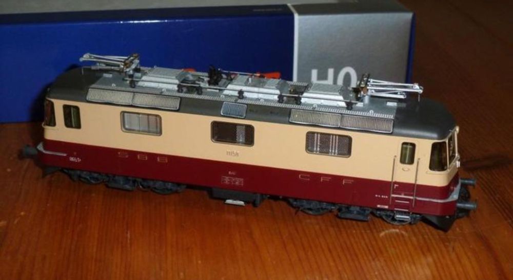 Roco 72400 CFF Re 4/4 11158 TEE H0 DC DIGITALE | Acheter sur Ricardo