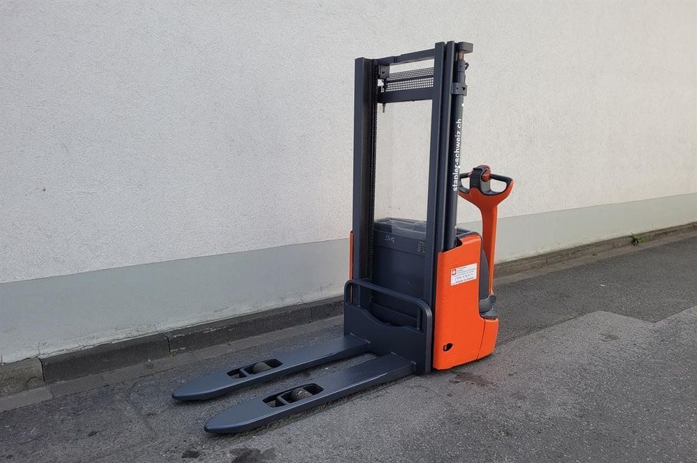 Linde L12 / 5417 Hochhubwagen Ameise Hubwagen Stapler | Kaufen auf Ricardo