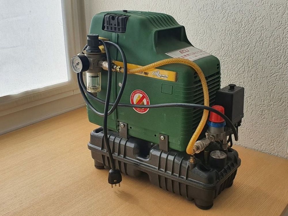 Fiac Ecu - 1.5 HP Oil Free Air Compressor | Acheter sur Ricardo