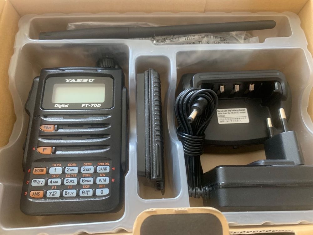 Yaesu FT-70D Dual Band Analog/Digital | Kaufen auf Ricardo