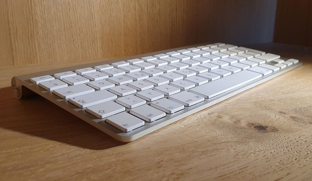 Apple Wireless Keyboard A1314 MIT GARANTIE Kaufen Auf Ricardo apple-wireless-keyboard-a1314-mit-garantie-kaufen-auf-ricardo
