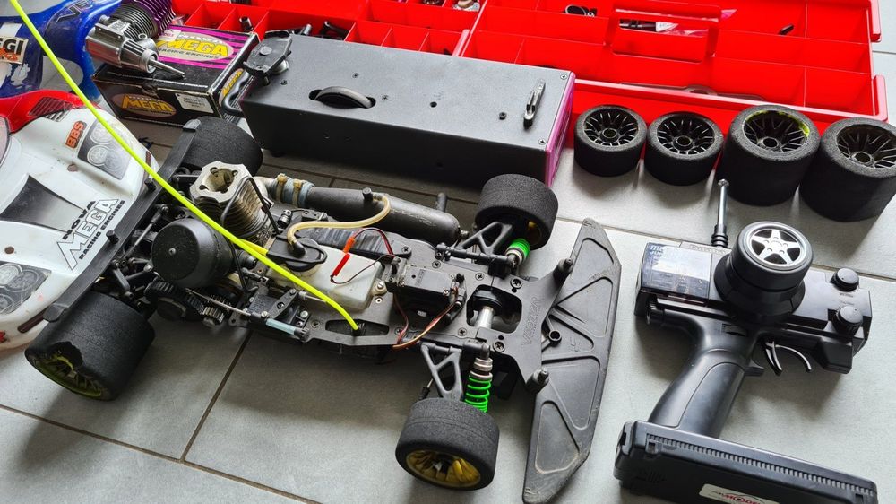 SERPENT VECTOR Nitro RC Car 1:8 - Rarität Vintage | Acheter sur Ricardo