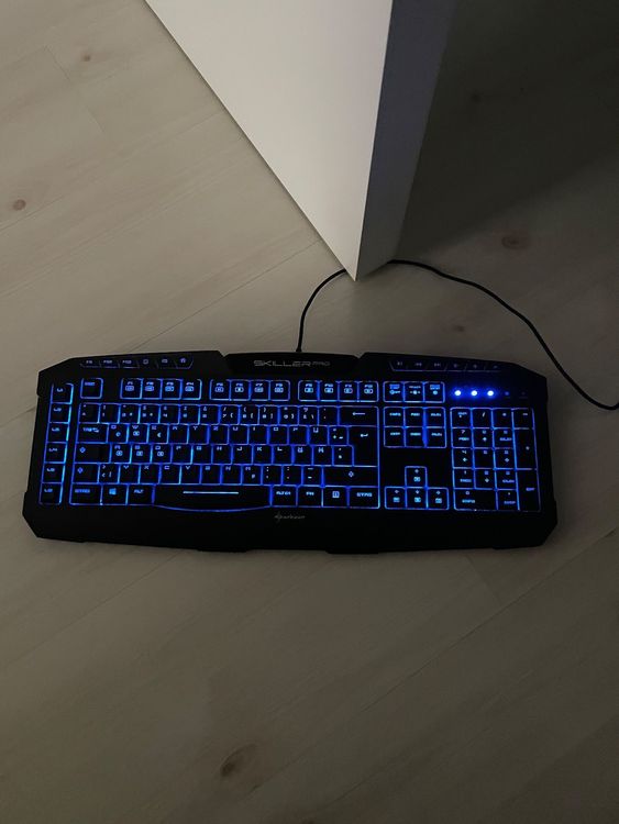 Skiller PRO Gaming Tastatur LED | Kaufen auf Ricardo