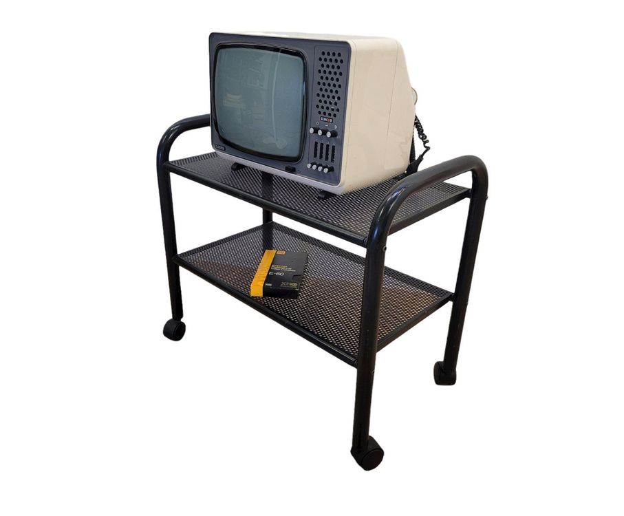 Design 1980er Servierwagen, TV-Möbel Servierboy Lochblech | Kaufen auf ...