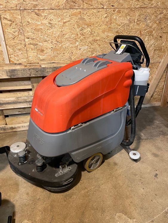 Scheuersaugmaschine HAKO Scrubmaster B45 CL | Kaufen auf Ricardo