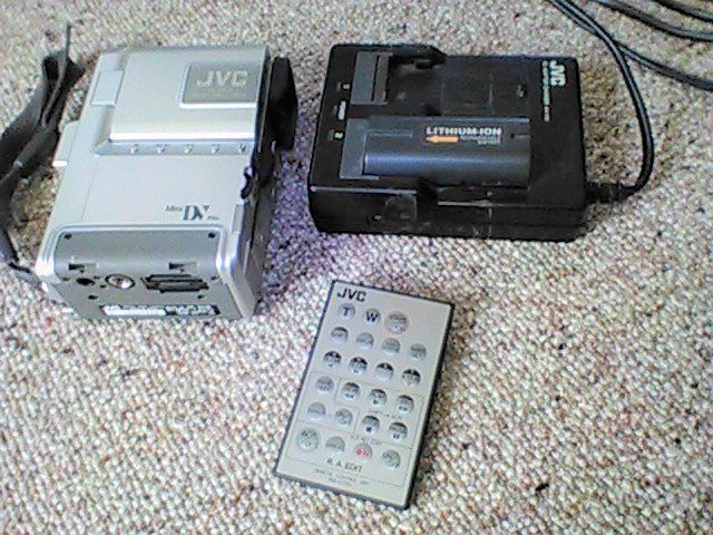 JVC GR-DVXE Digital Video Camera / Camcorder Mini DV PAL | Kaufen auf ...