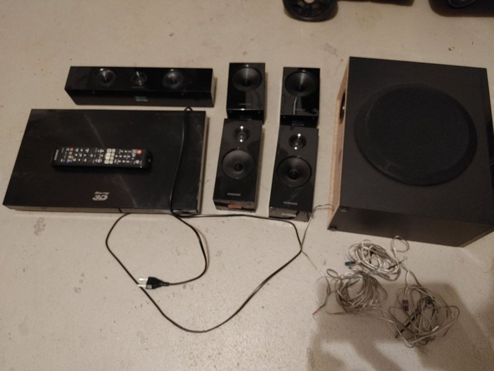 Samsung HT-E5500, 5.1 Blu-ray Heimkino, 1000W, 3D, DLNA WiFi | Acheter ...