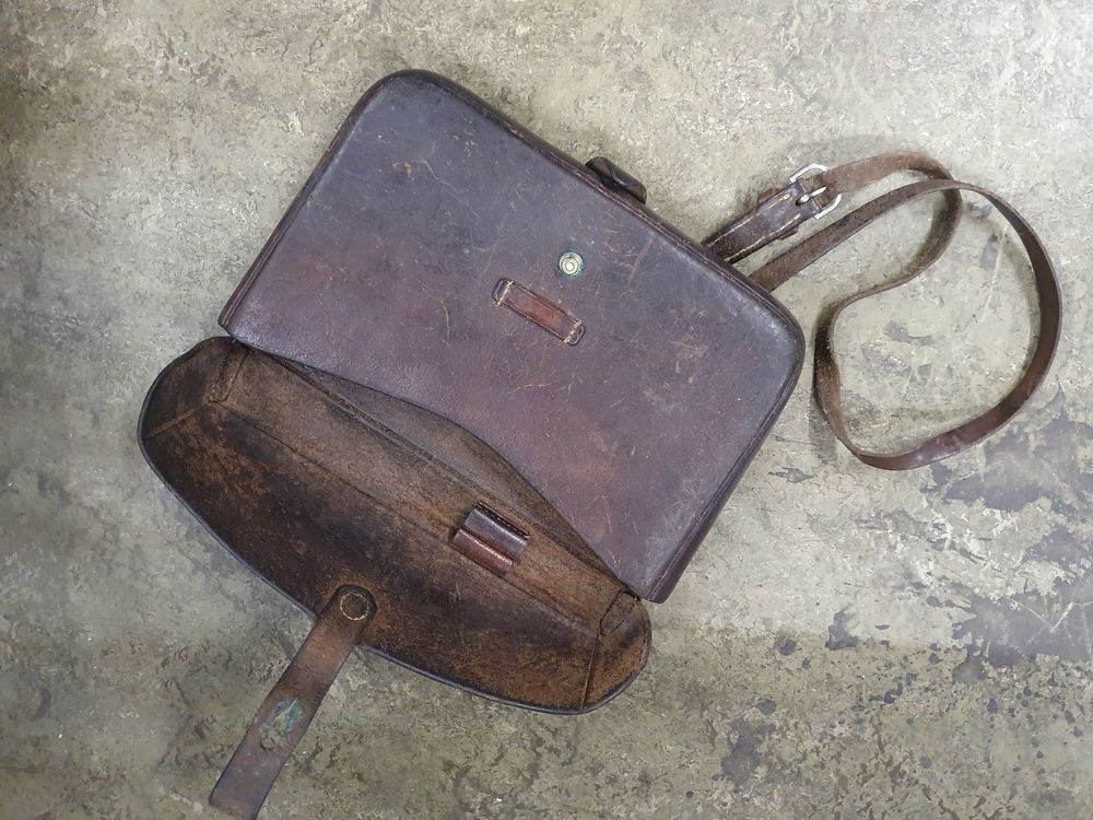 Leder Tasche Schweizer Militär | Kaufen auf Ricardo