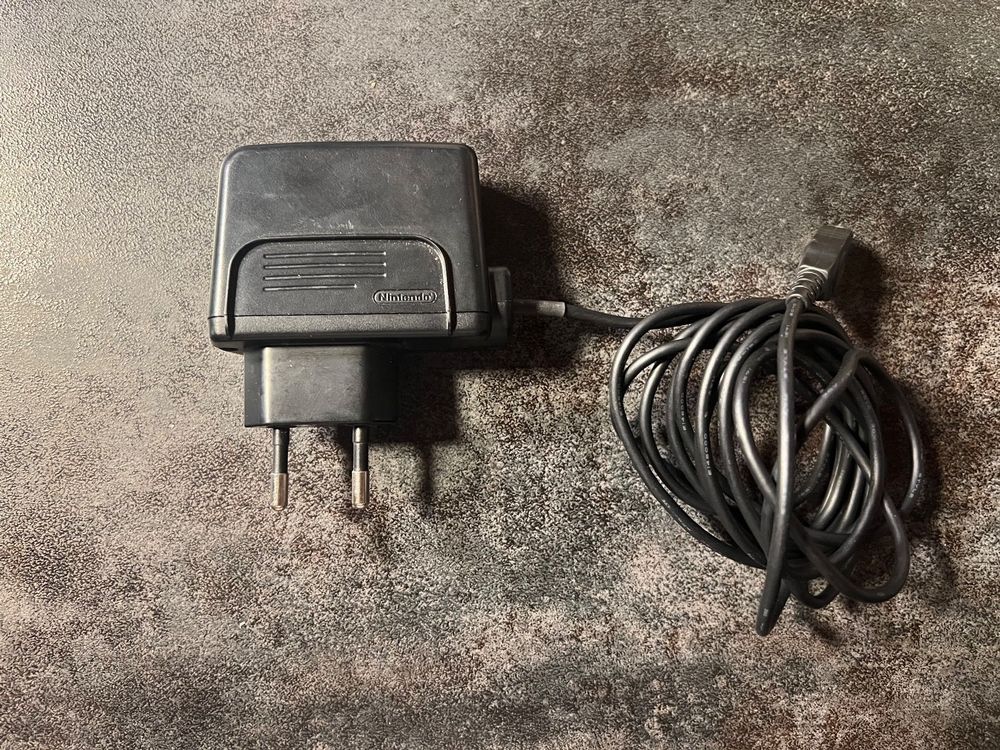 Nintendo Game Boy Advance SP Ladekabel Original | Acheter sur Ricardo